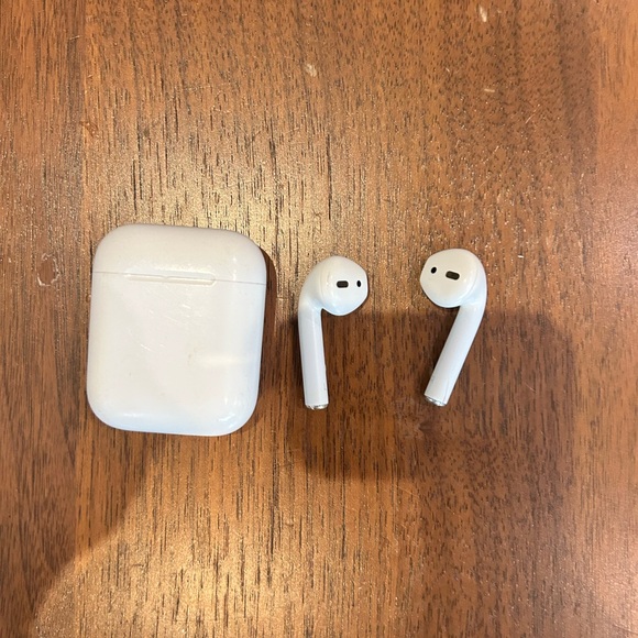 Apple | Cell Phones & Accessories | Apple Airpods Wireless White ...